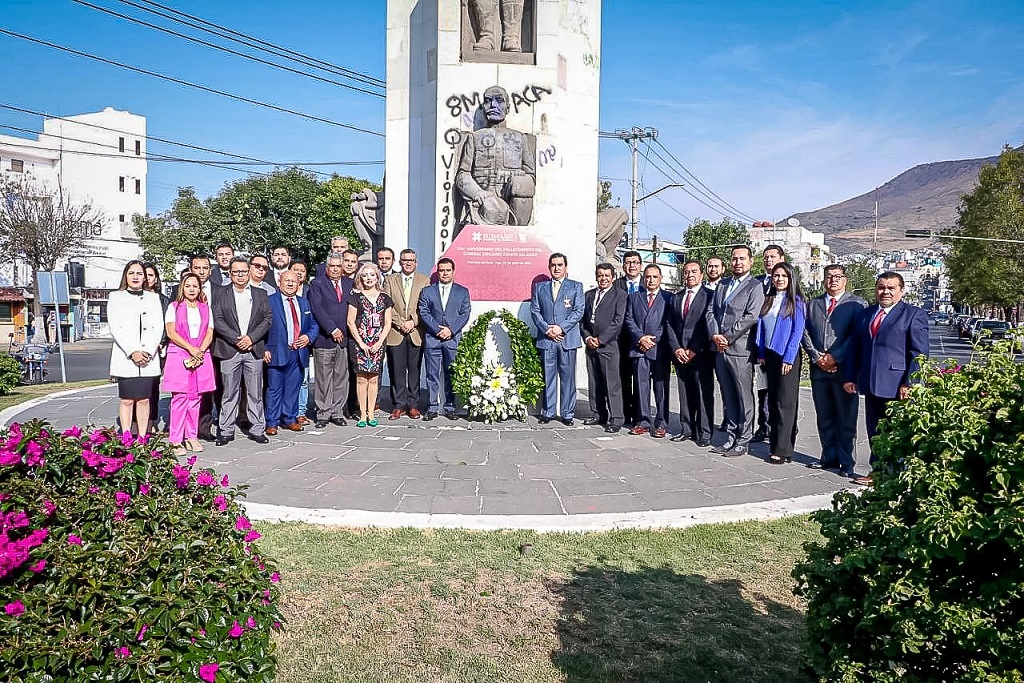 Realizan guardia de honor frente a monumento de Emiliano Zapata – News ... Realizan guardia de honor frente a monumento de Emiliano Zapata – News ...