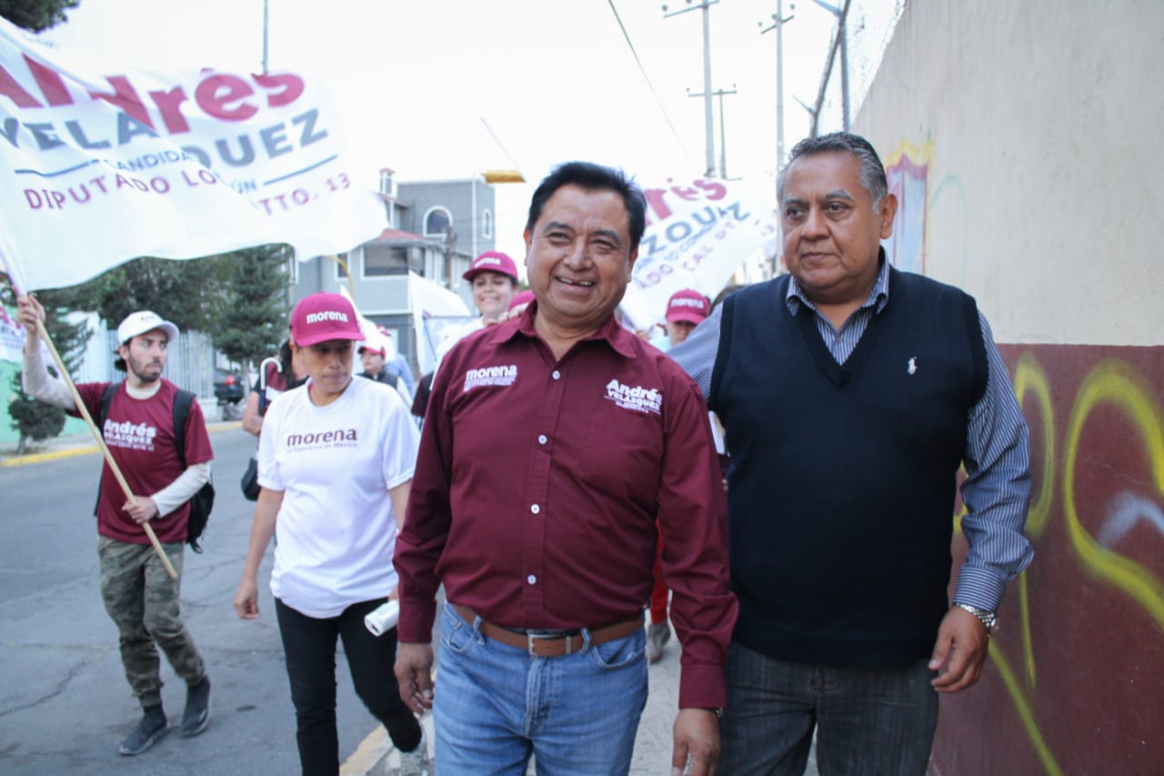 Piden a Andrés Velázquez frenar delincuencia en la Colonia Morelos ... Piden a Andrés Velázquez frenar delincuencia en la Colonia Morelos ...